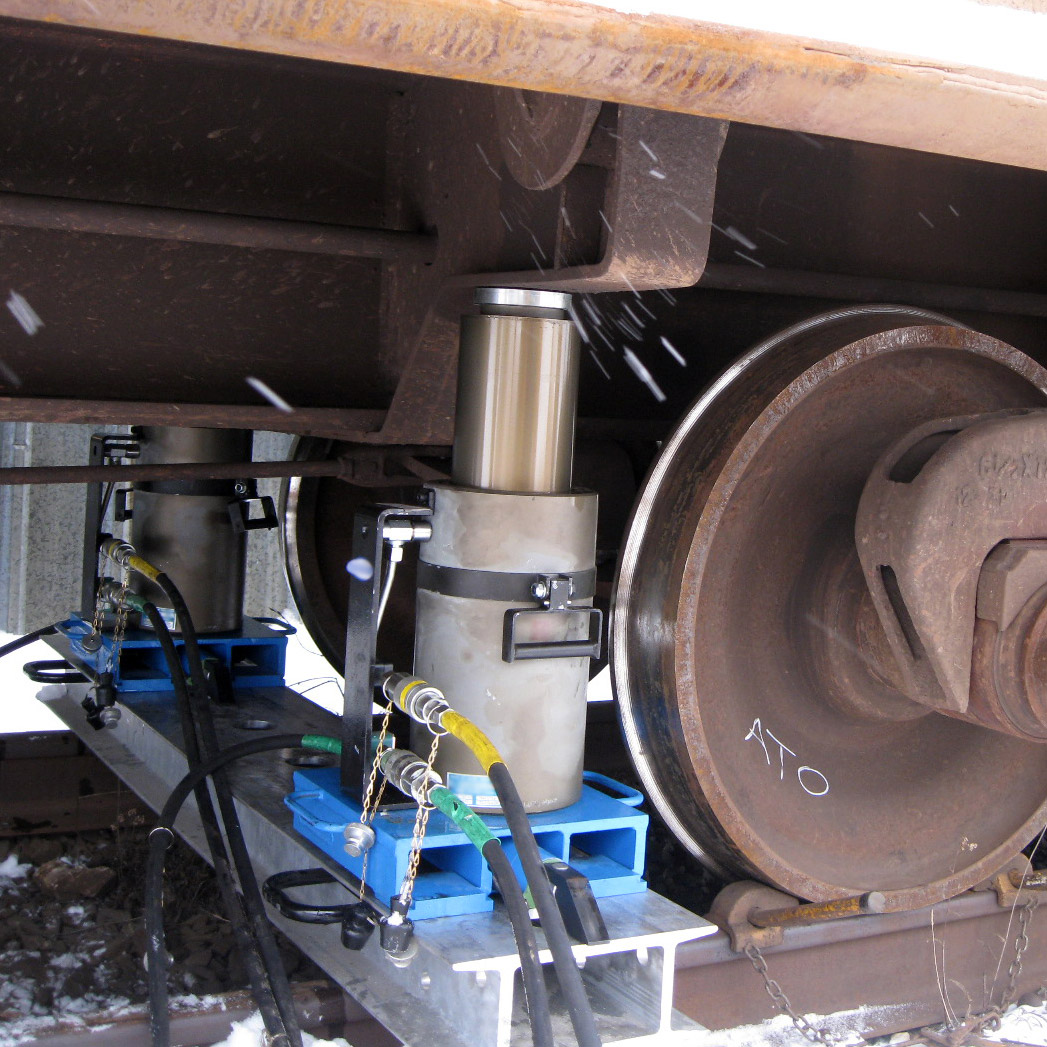 Rerailing equipment - Lifting equipments - Quiri